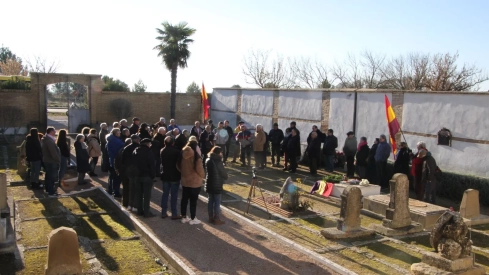 Imágenes del homenaje a Galán y García en su 93 aniversario
