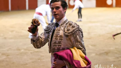 Gran actuación de Bruno Martínez en la apertura de la temporada taurina oscense