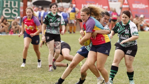 Cerca de mil deportistas se dan cita en un exitoso Fat Rugby en Monzón