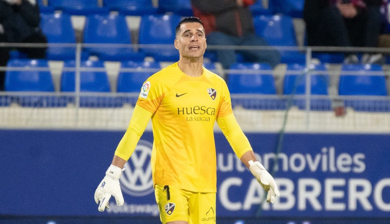 Andrés Fernández valora "positivamente" el punto tras los dos partidos ...