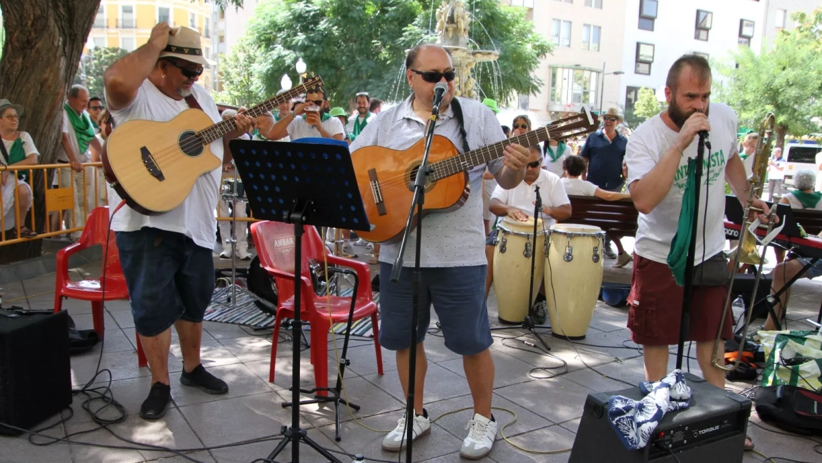 Imágenes de la actuación rumbera de "El mal de Sambito"