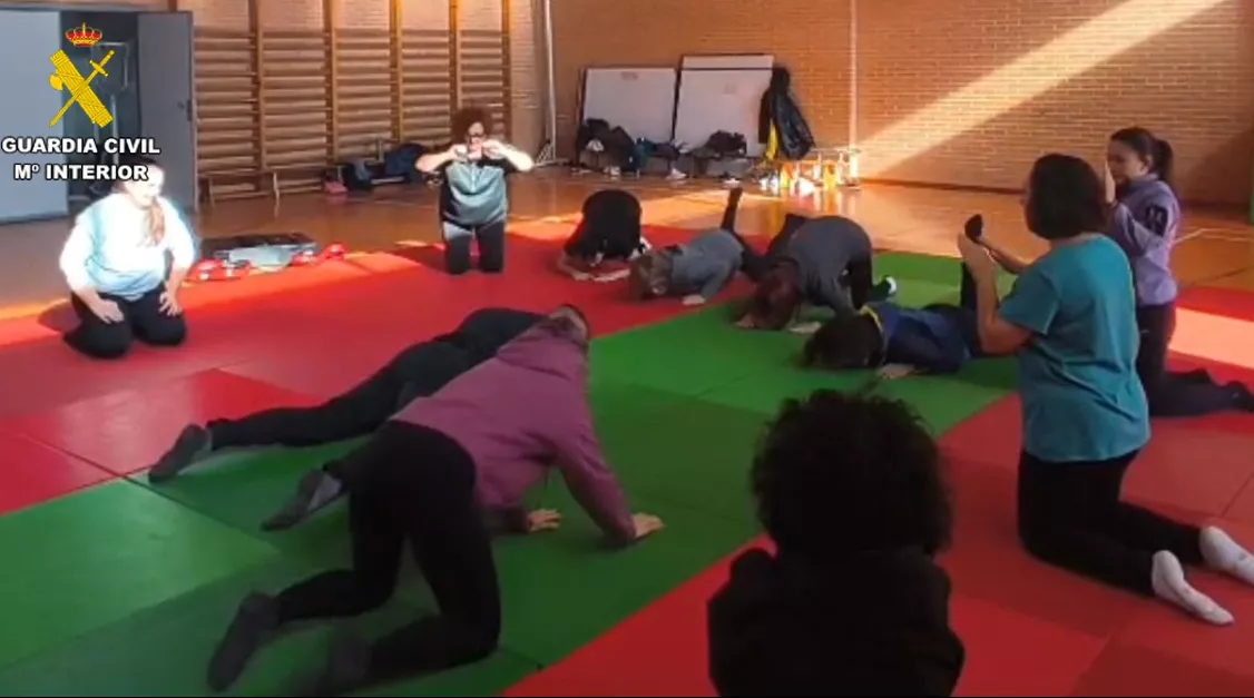 La Guardia Civil refuerza la defensa personal de los sanitarios de Tamarite de Litera