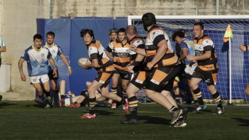 Dura derrota del Quebrantahuesos Rugby Club en el campo del Spartans ...