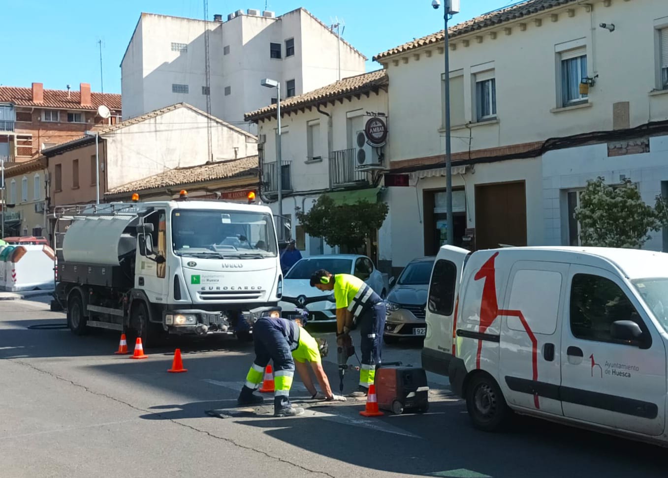 El Ayuntamiento de Huesca instala bandas rugosas en varias calles del ...